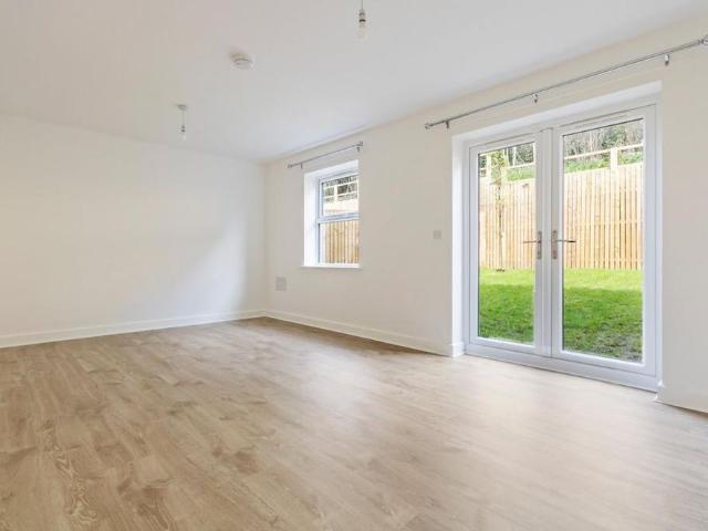 4 bedroom house to rent