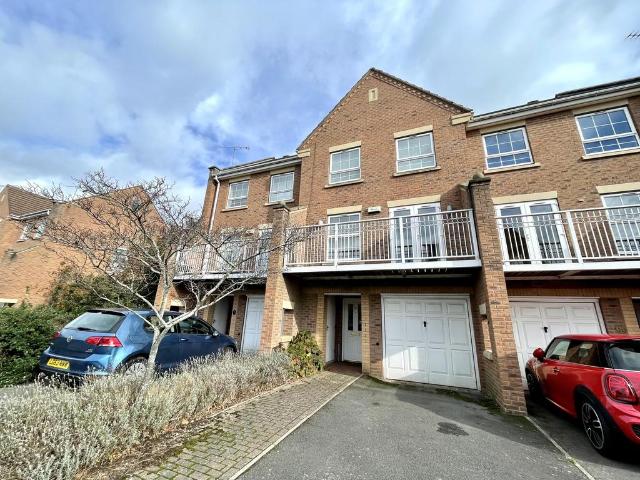 4 bedroom house to rent