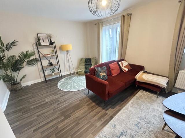 4 bedroom house to rent