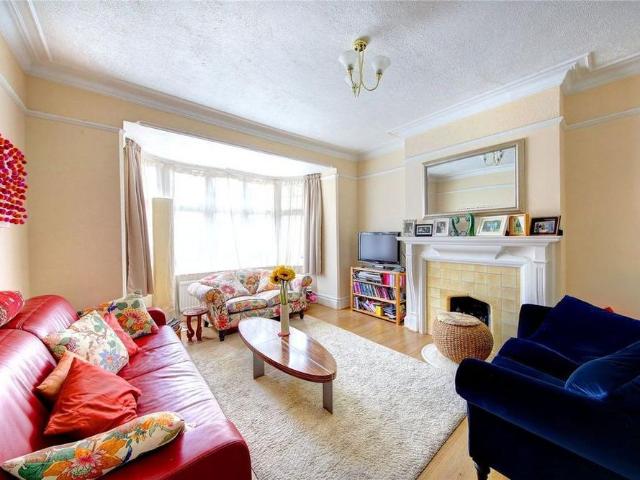 4 bedroom house to rent
