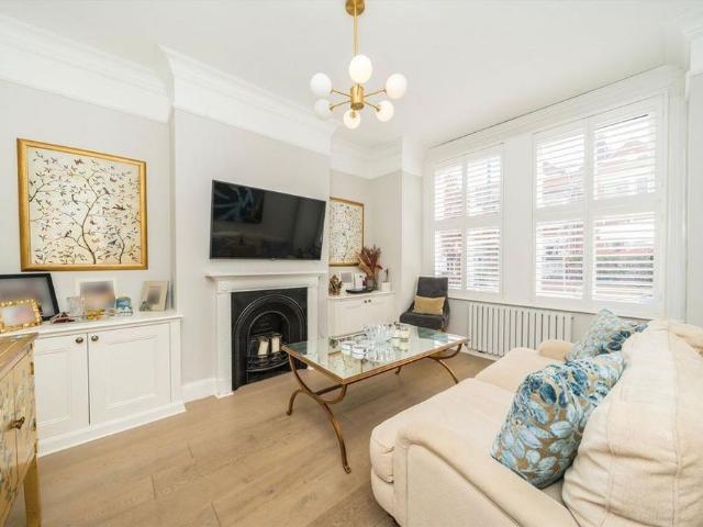 4 bedroom house to rent