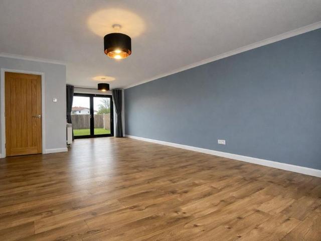 4 bedroom house to rent