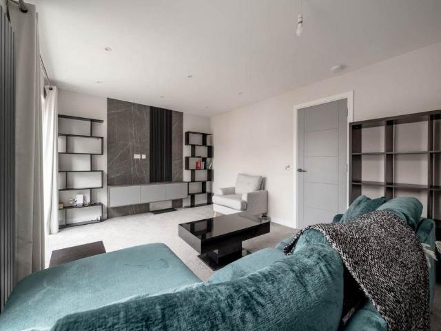 4 bedroom house to rent