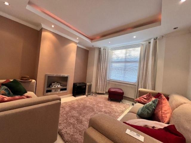 4 bedroom house to rent