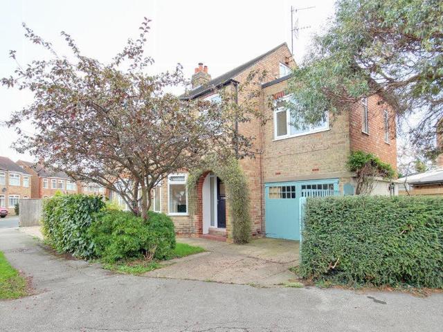4 bedroom house to rent