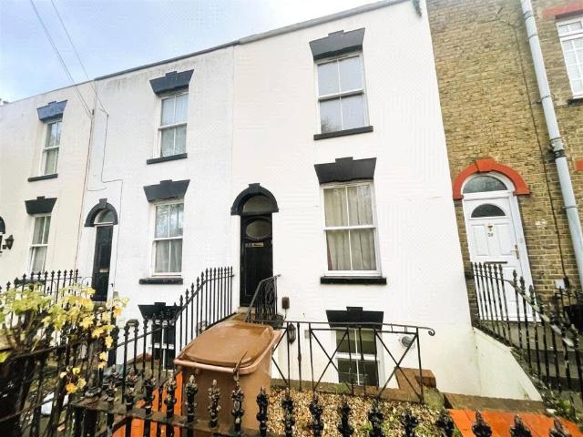 4 bedroom house to rent