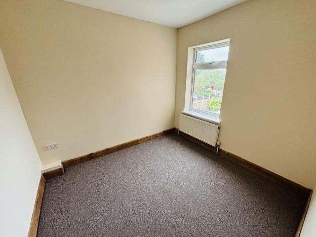 4 bedroom house to rent
