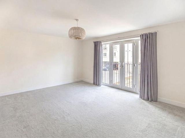 4 bedroom house to rent