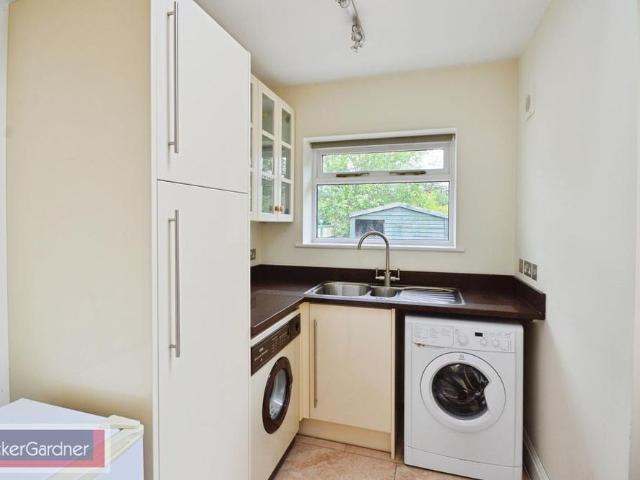 4 bedroom house to rent