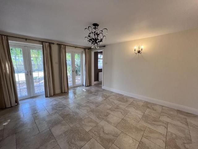 4 bedroom house to rent