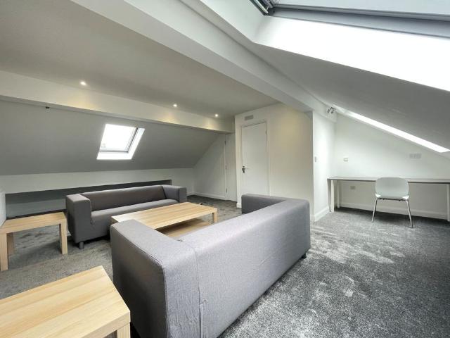 4 bedroom house to rent