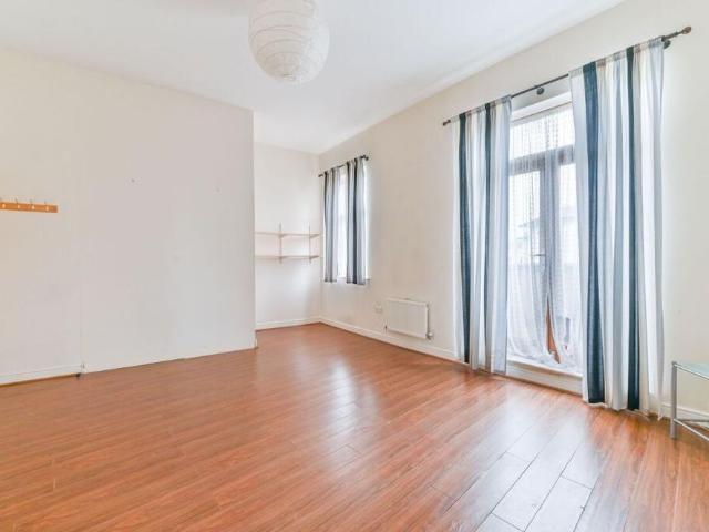 4 bedroom house to rent
