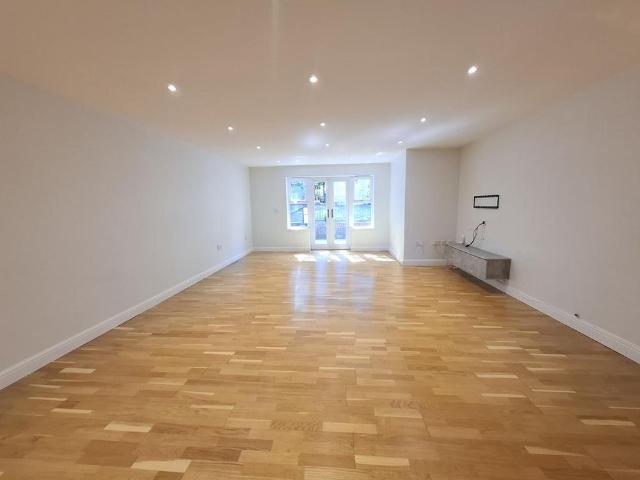 4 bedroom house to rent