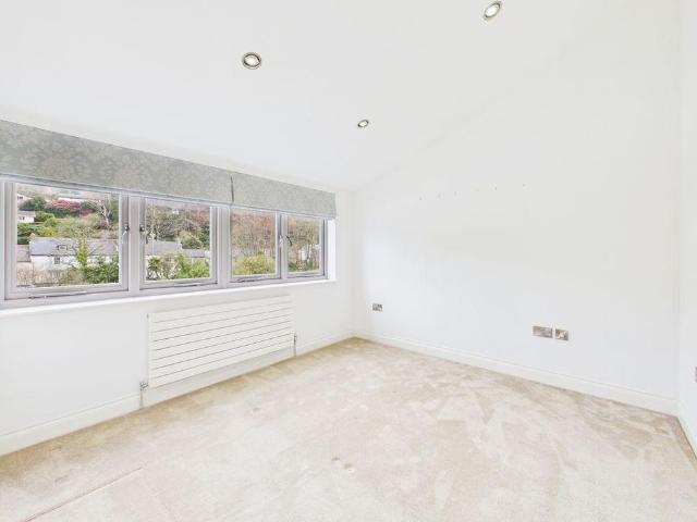 4 bedroom house to rent