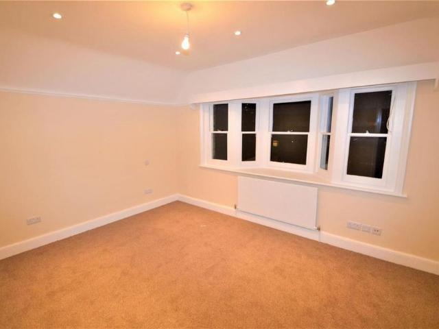 4 bedroom house to rent