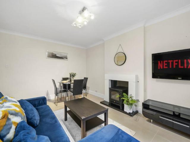 4 bedroom house to rent