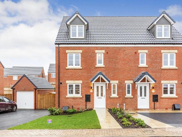 4 bedroom house to rent
