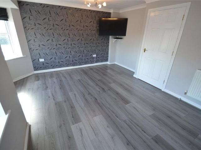 4 bedroom house to rent