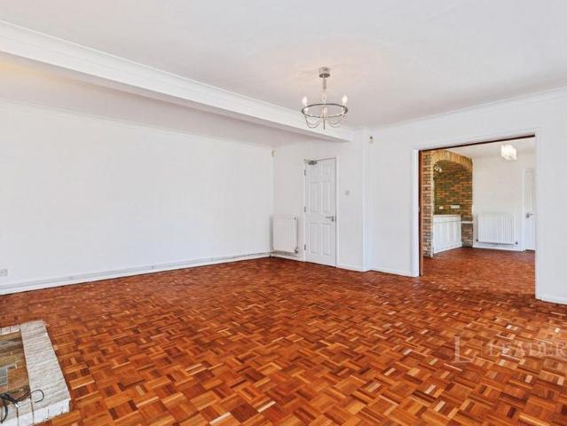 4 bedroom house to rent