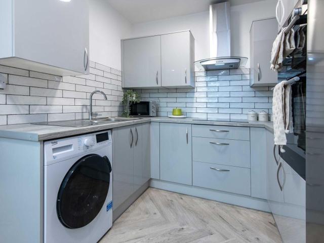 4 bedroom house to rent