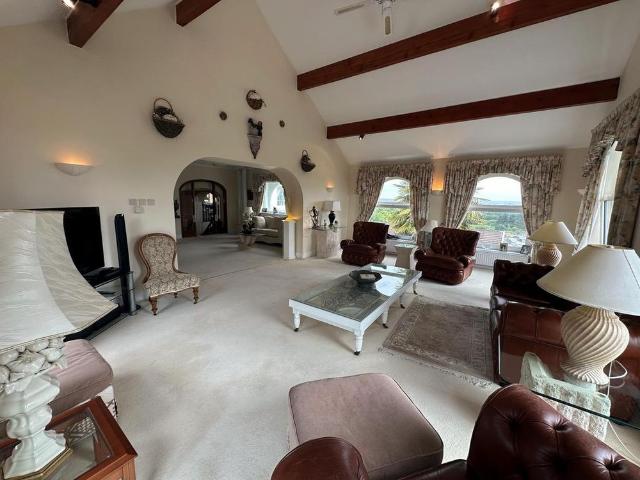 4 bedroom house to rent