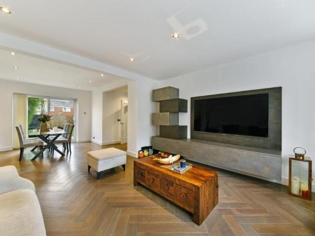 4 bedroom house to rent