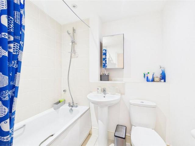 4 bedroom house to rent