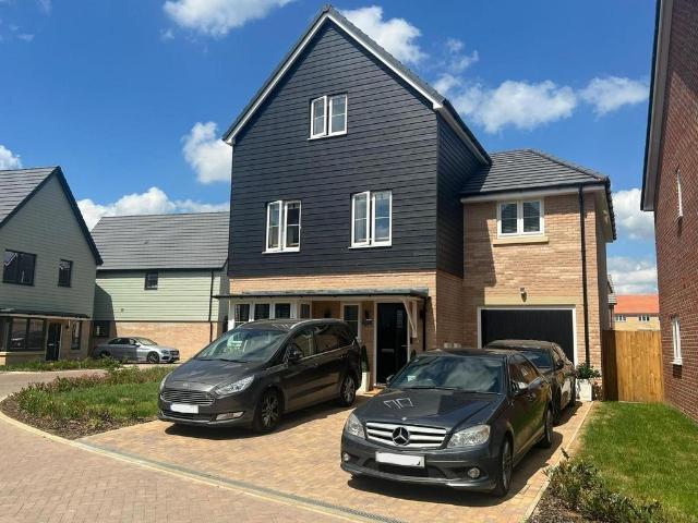 4 bedroom house to rent