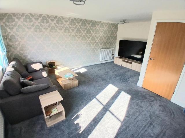 4 bedroom house to rent
