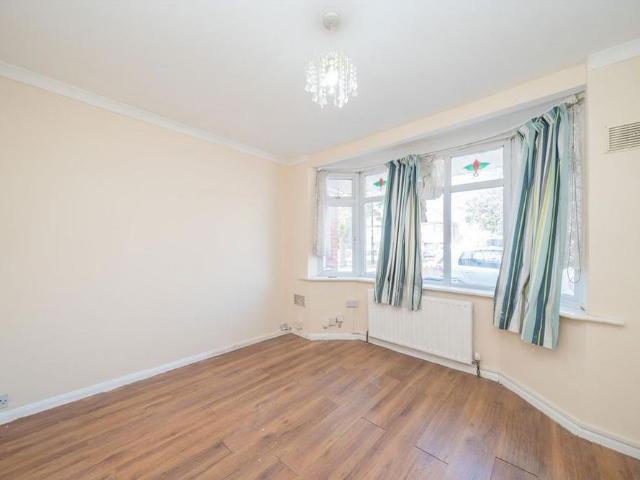 4 bedroom house to rent