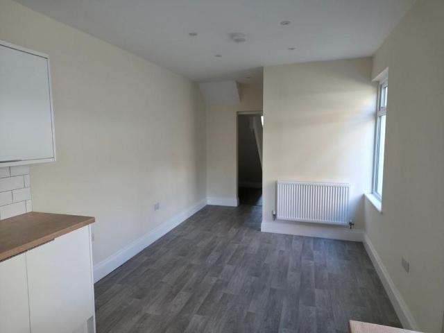 4 bedroom house to rent