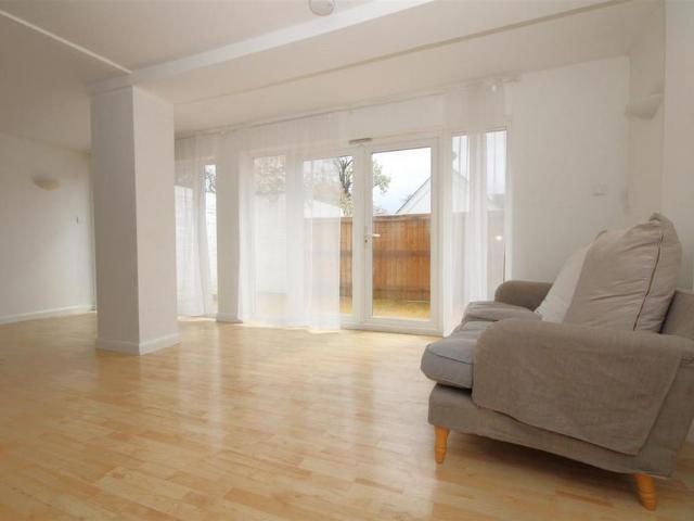 4 bedroom house to rent