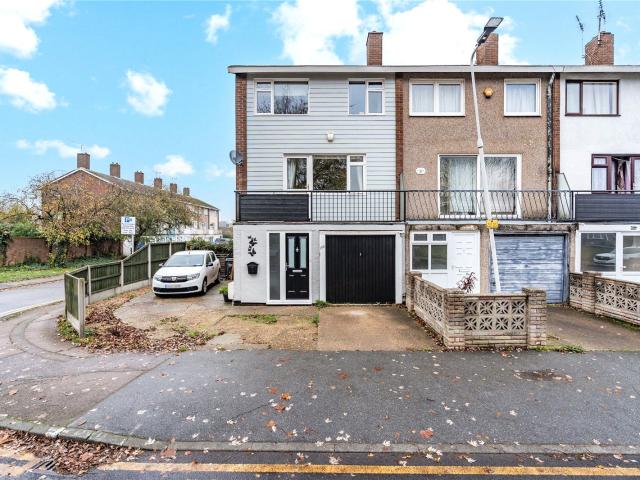 4 bedroom house to rent