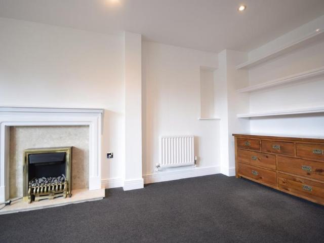 4 bedroom house to rent