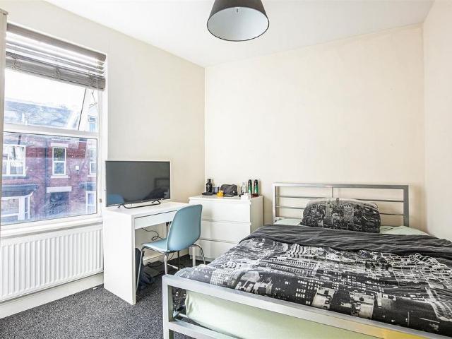 4 bedroom house to rent