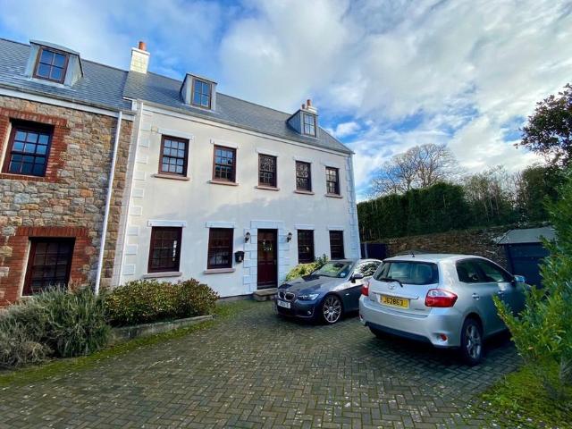 4 bedroom house to rent