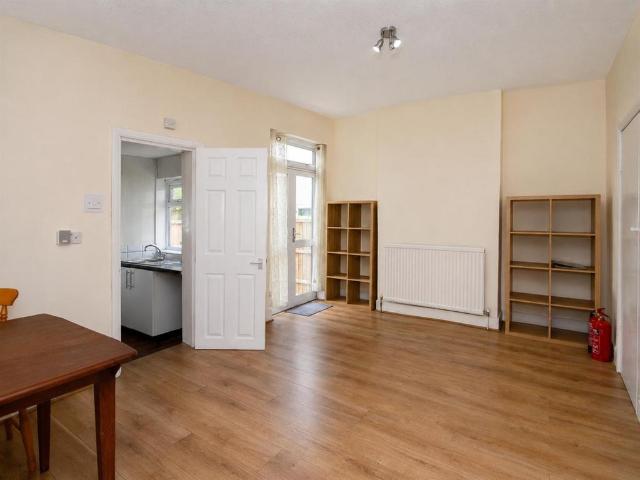 4 bedroom house to rent