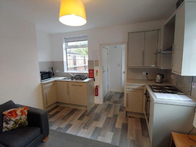 4 bedroom house to rent