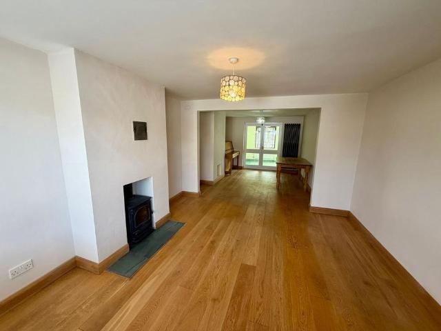 4 bedroom house to rent