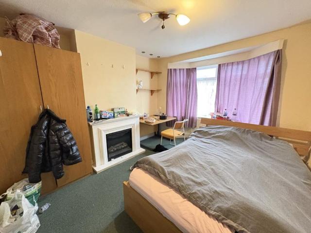 4 bedroom house to rent