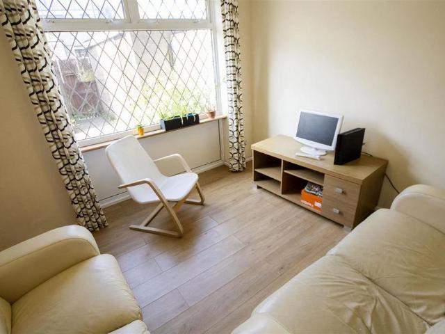 4 bedroom house to rent