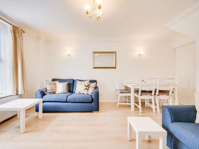 4 bedroom house to rent