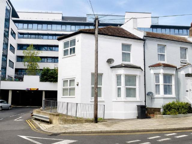 4 bedroom house to rent