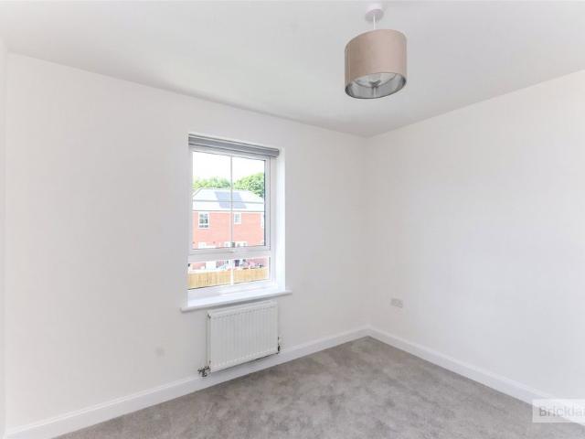 4 bedroom house to rent Tangmere Road, Hailsham, East Sussex, BN27