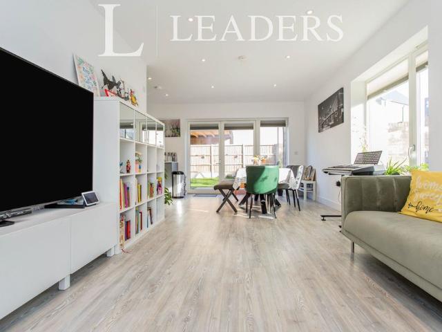 4 bedroom house to rent The Avenue, Cambridge, CB5