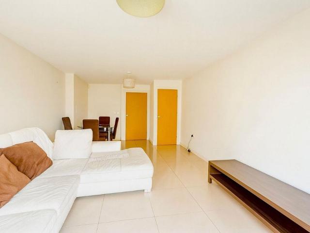 4 bedroom House To Rent Total Size: 1271 SQ FT