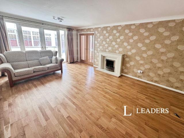 4 bedroom house to rent Wymondley Grove, Stoke on Trent, Staffordshire, ST4