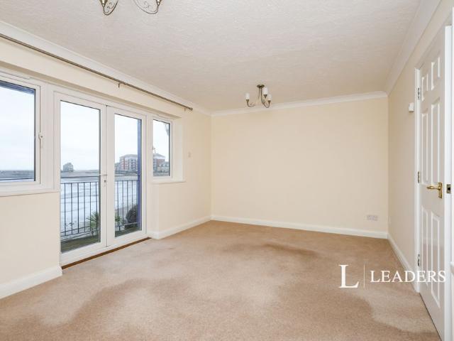 4 bedroom house to rent Bermuda Place, Eastbourne, East Sussex, BN23
