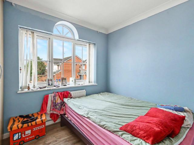 4 bedroom house to rent Cherry Blossom Close, Northampton, Northamptonshire, NN3