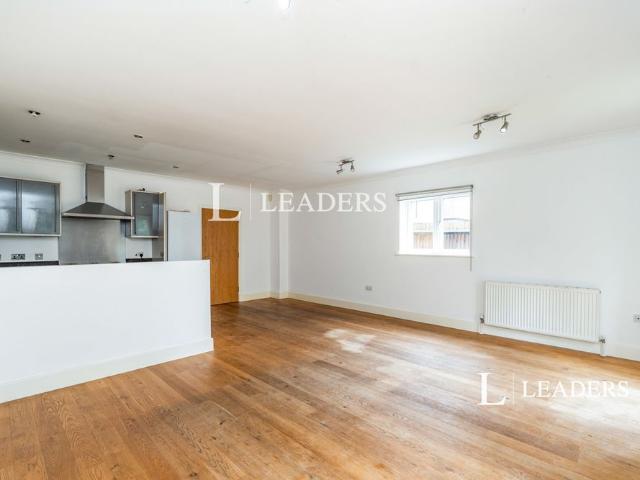 4 bedroom house to rent Colonel Crabbe Mews, Southampton, SO16
